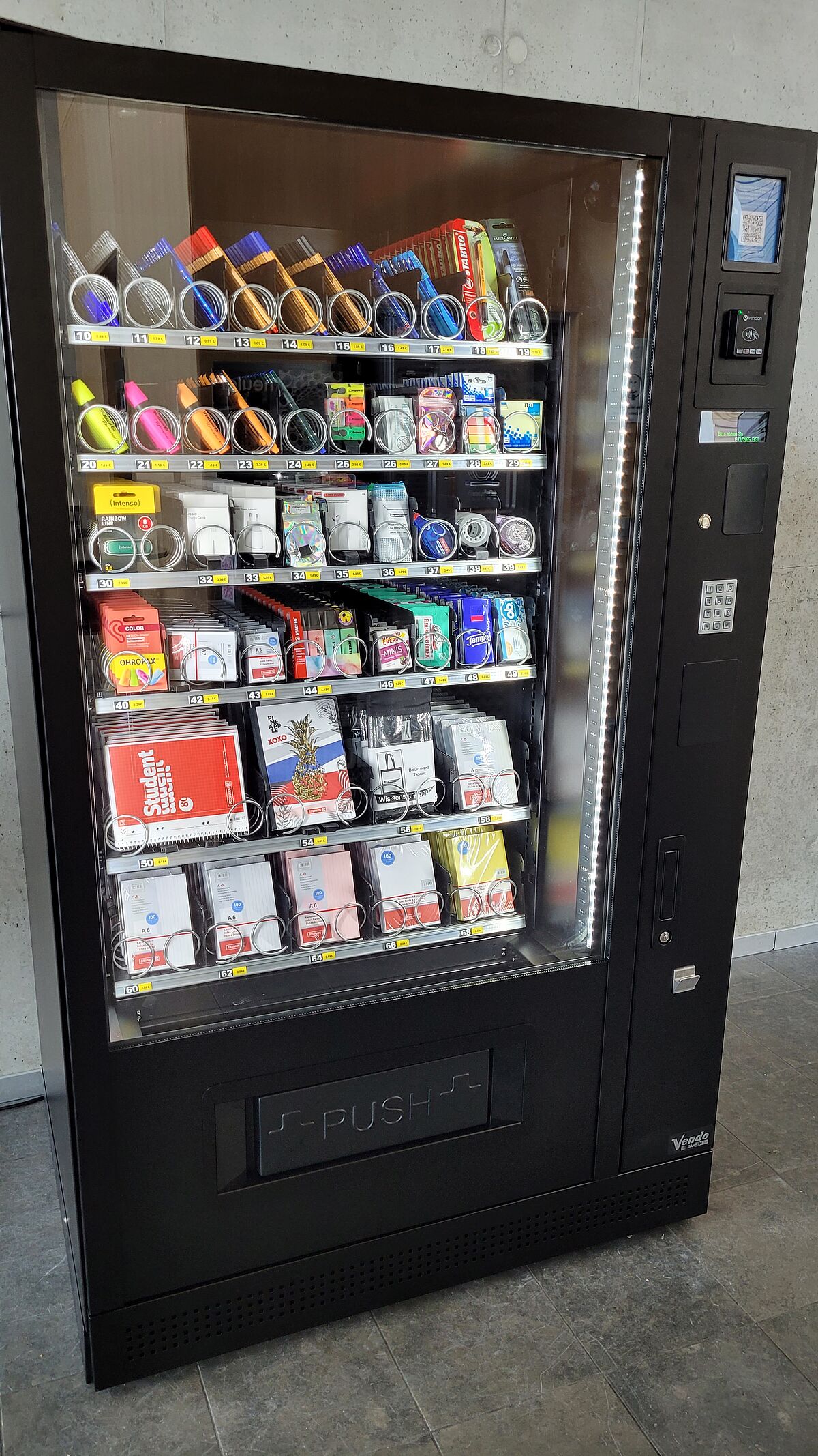 New stationery vending machine in the Campus Library Südstadt ...